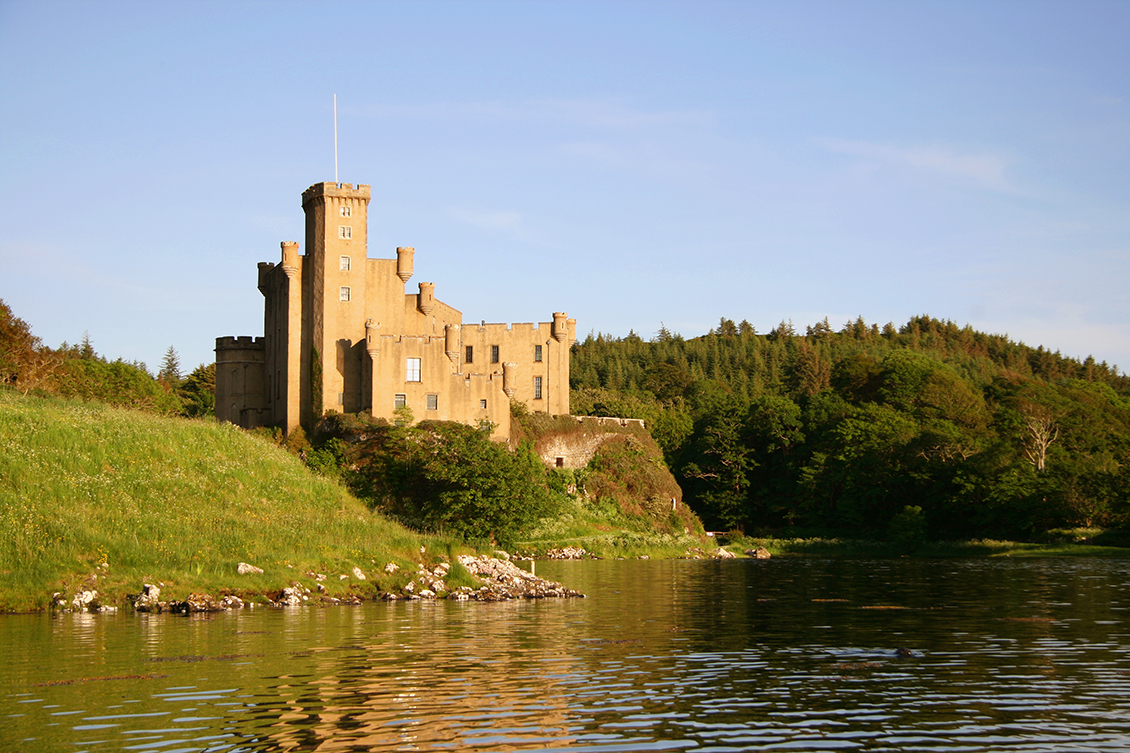 Dunvegan Castle Library Pics (4) – Dunvegan